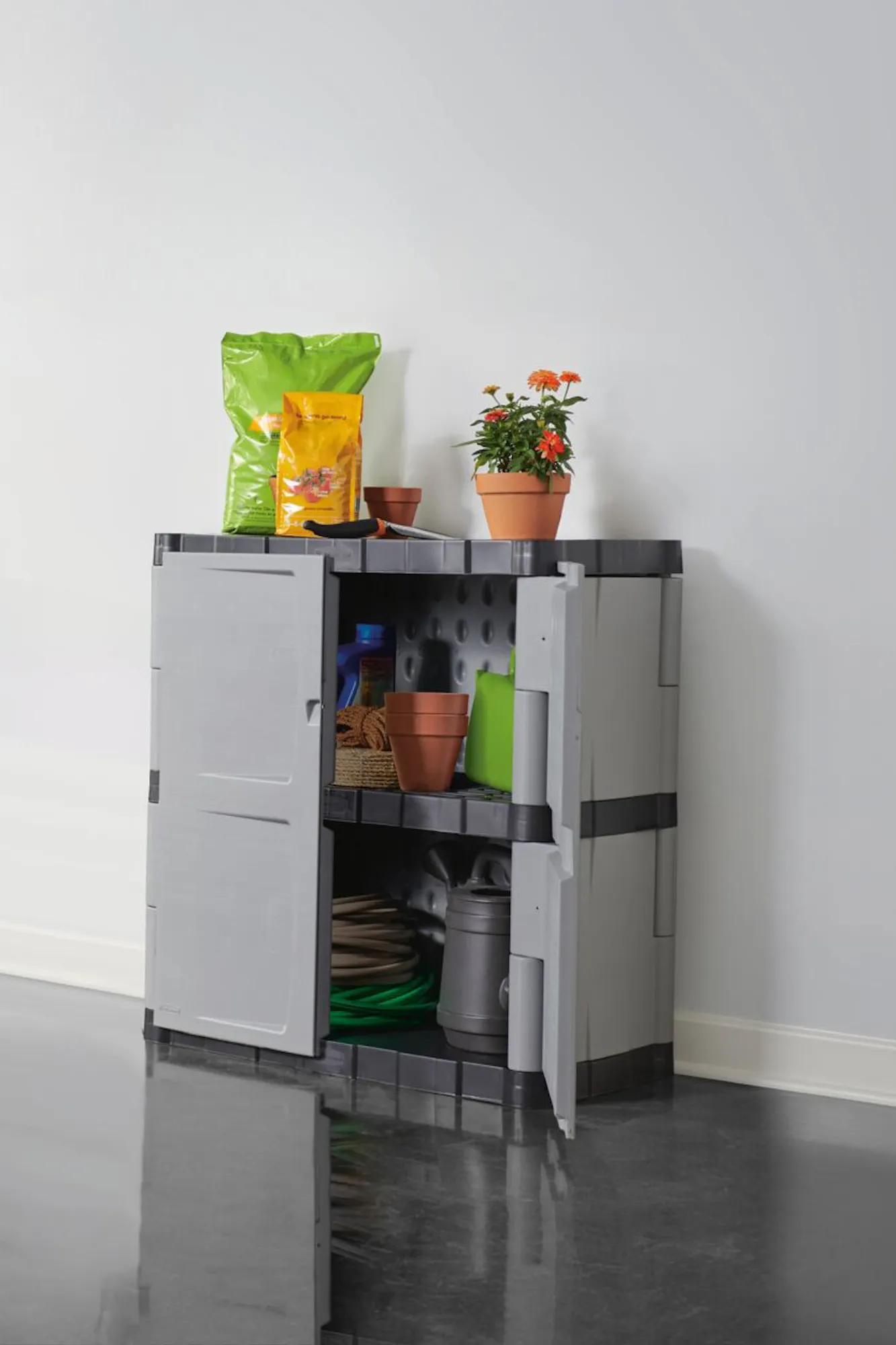 Rubbermaid Storage Cabinet Rubbermaid Cabinets